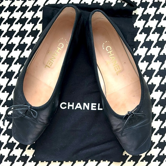 CHANEL | Shoes | Chanel Classic Ballet Flats | Poshmark
